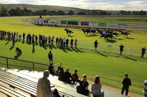 Horse Racing Tips for Kempsey 2/9/24